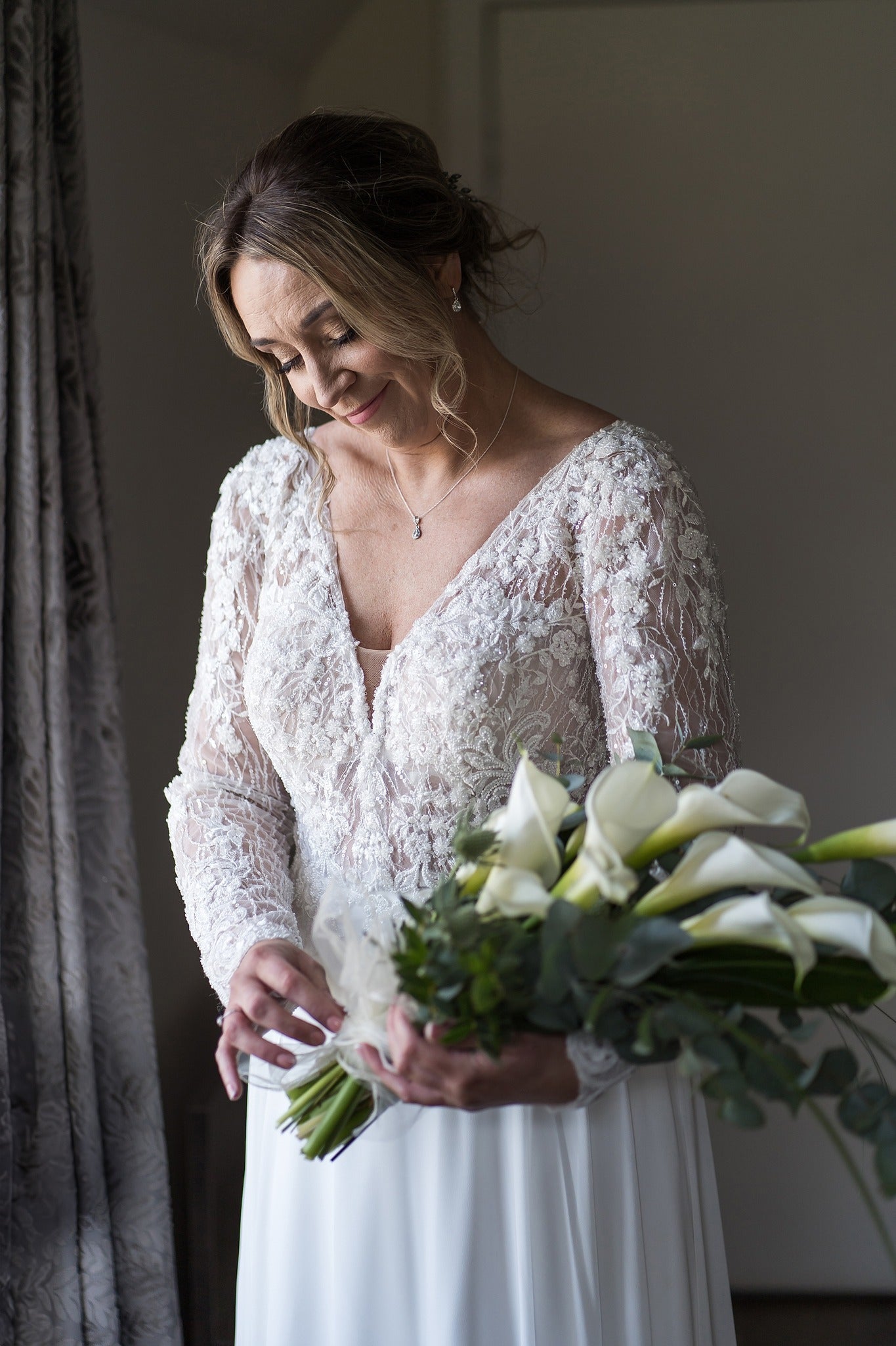 Sarah and Stephen's Unforgettable Wedding Day at The Stair Arms Hotel